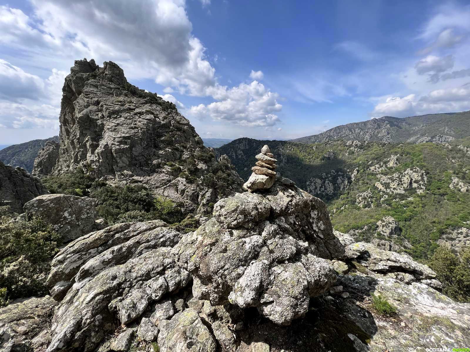 Visite du cirque de Farrières dans les gorges d'Héric